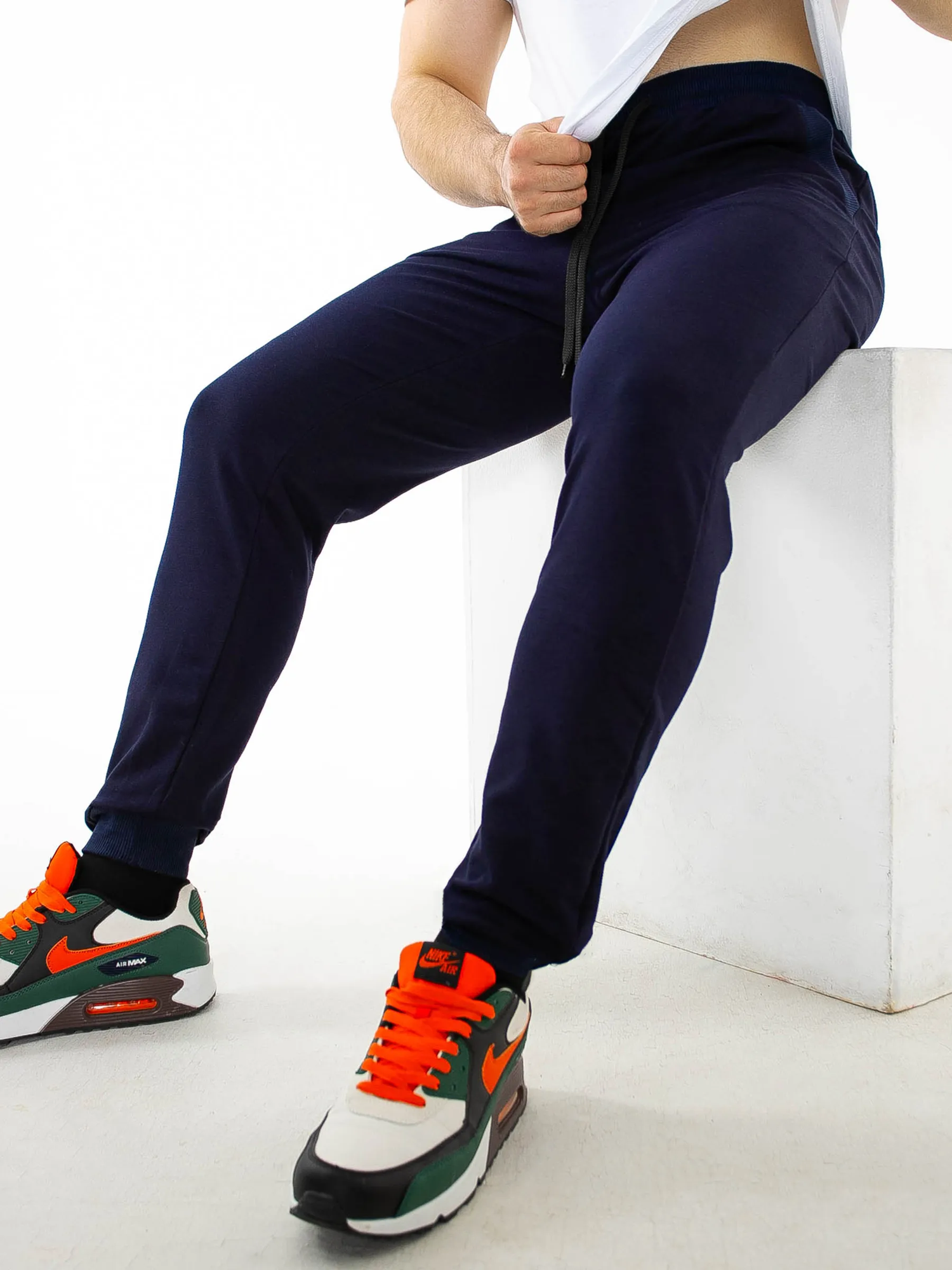 Брюки спортивные