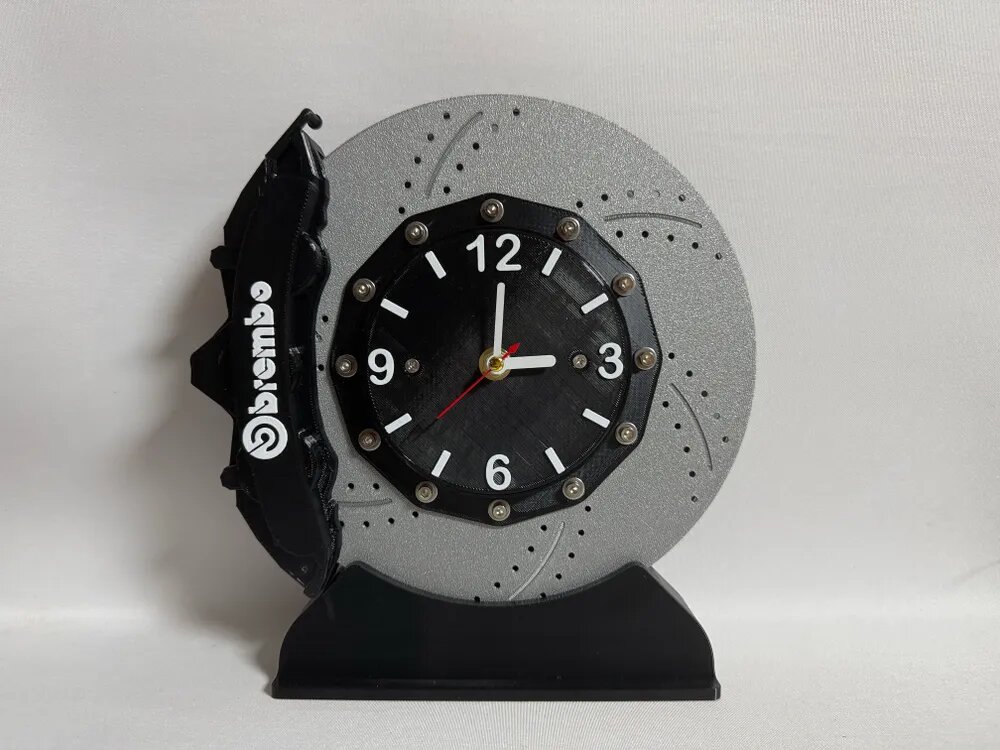 Декоративные часы Brembo в виде тормозного диска, кварцевый механизм, черный циферблат