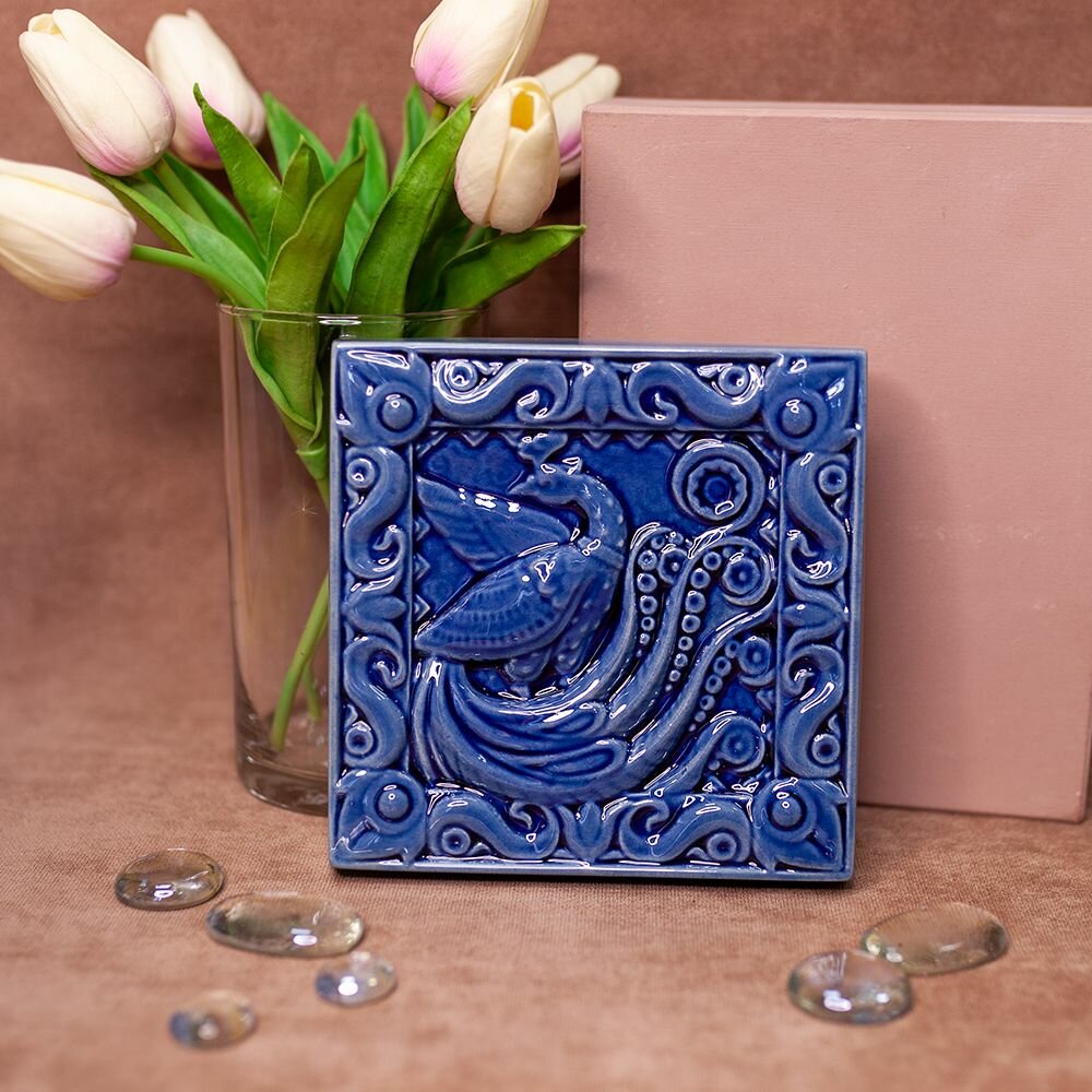 Изразец Павлин одноцветный синий