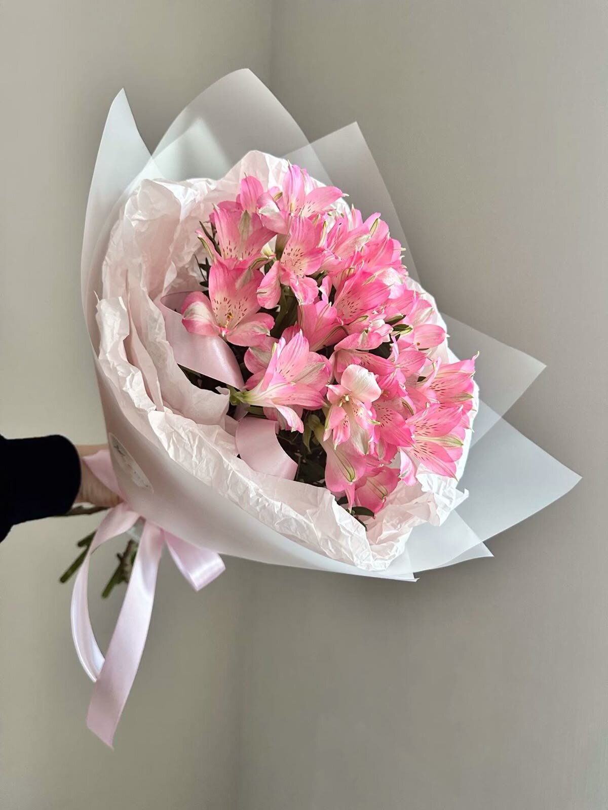 Альстромерия «ШУМ цветов» нежный букет розовой альстромерии 7шт , пышный цветок , долгоиграющий