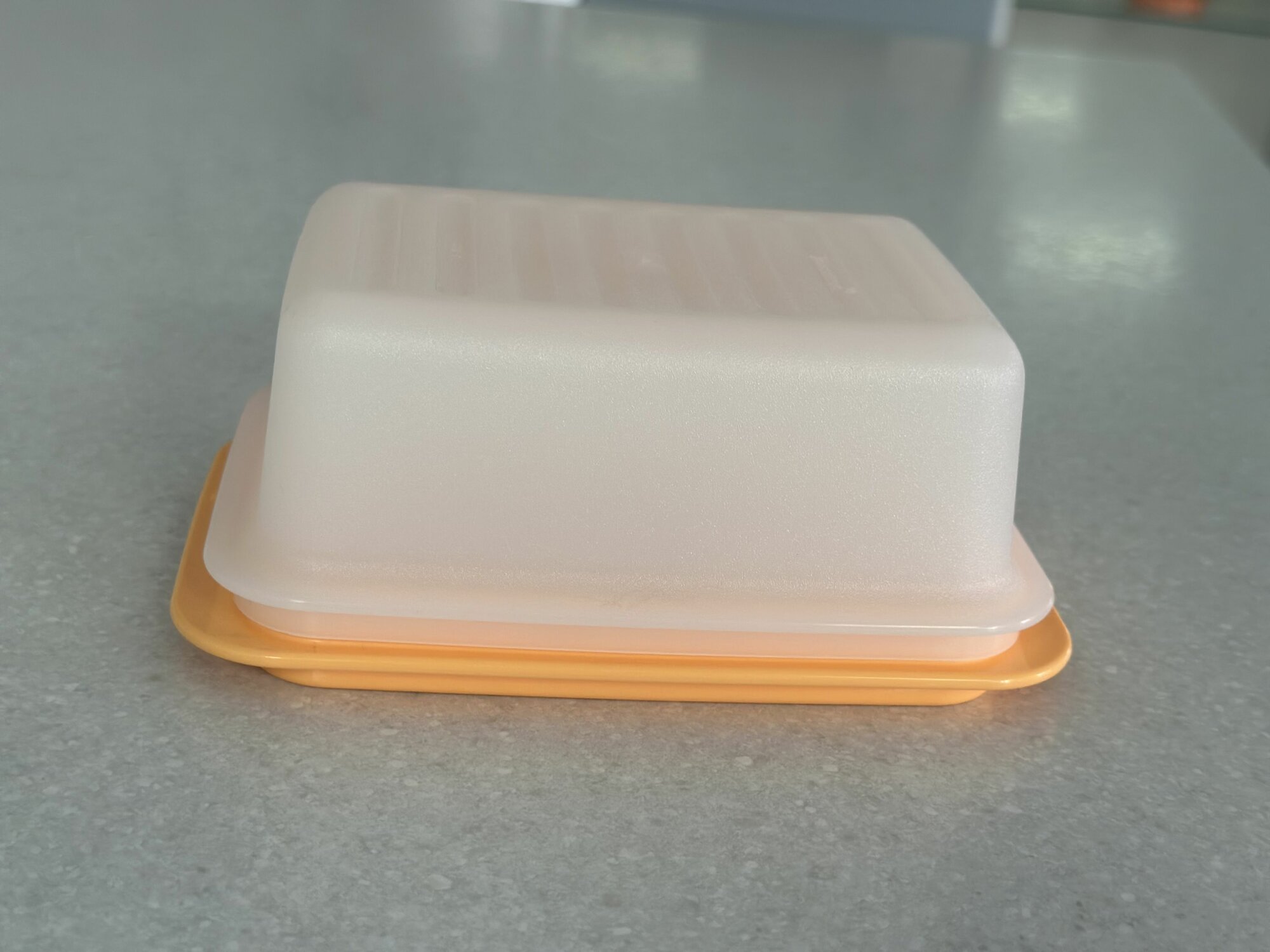 Tupperware Масленка, сырница — фото 1