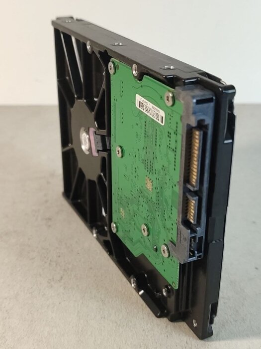 Жесткий диск 3.5" 160Gb Sata Seagate Barracuda ST3160813AS