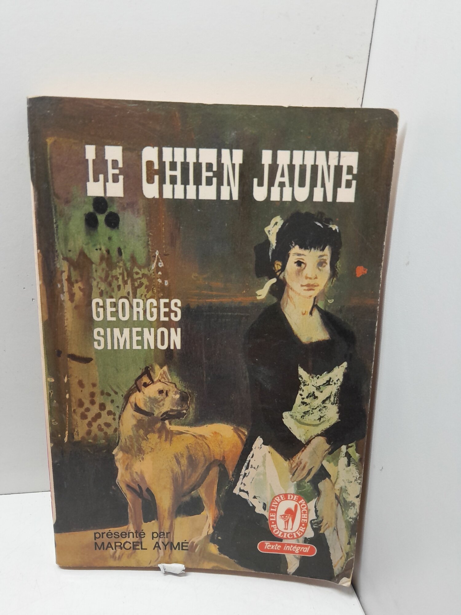Жорж Сименон. Инспектор Мэгре. Желтая собака / GEORGES SIME LE COMMISSAIRE MAIGRET Le chien jaune