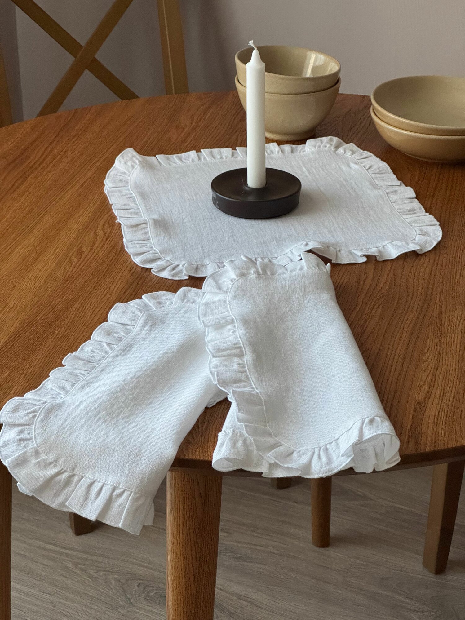 Набор льняных салфеток с рюшами "белый зефир" 2 шт. 35x35 см LenJuLen