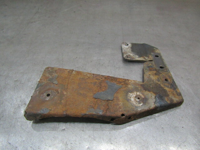 Кронштейн защиты глушителя Renault Premium