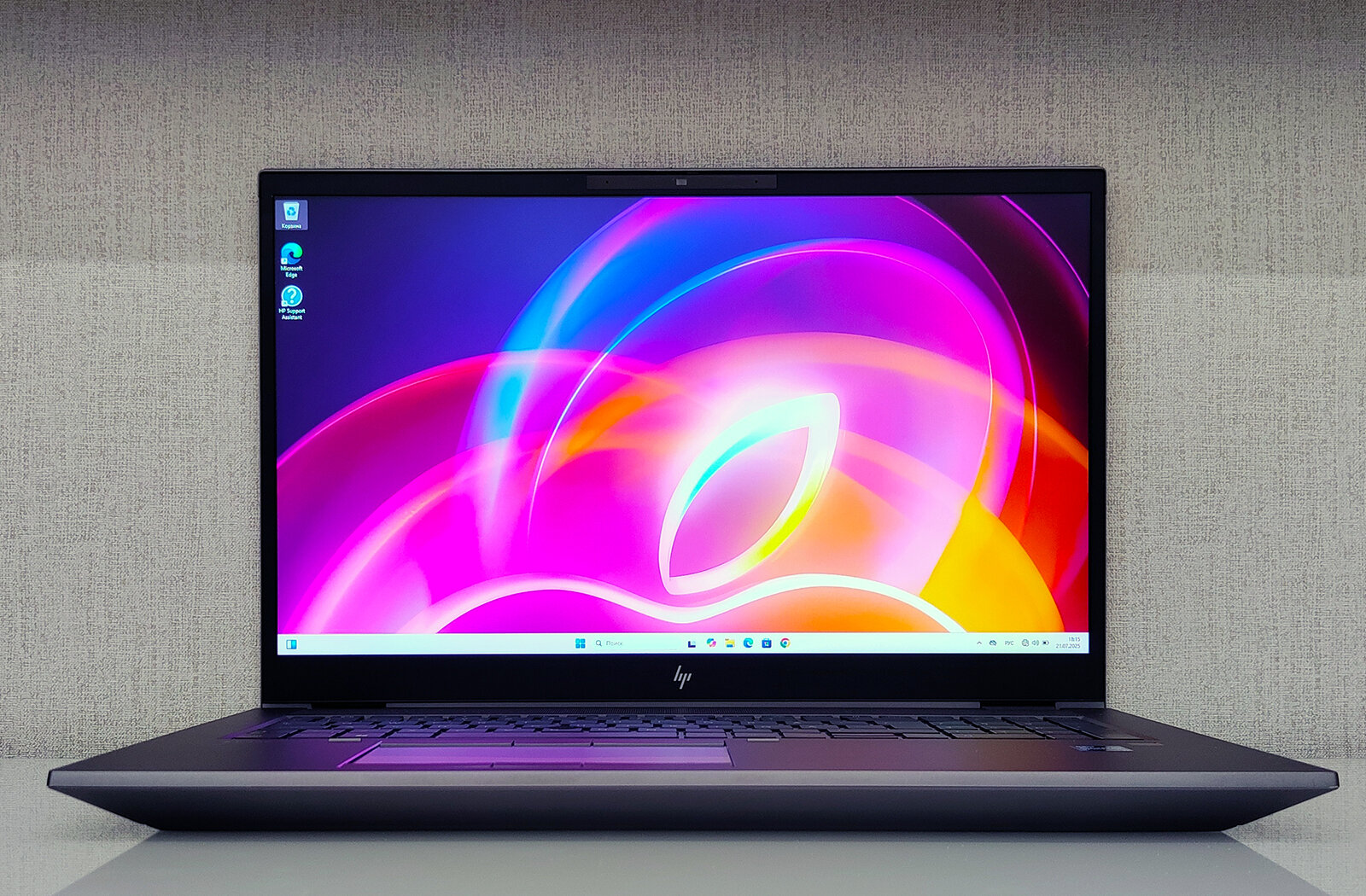 Ноутбук HP ZBook Fury 17 G8 17.3" IPS FHD, i7-11850H, 32Гб, 512Гб SSD, NVIDIA RTX A5000 16ГБ