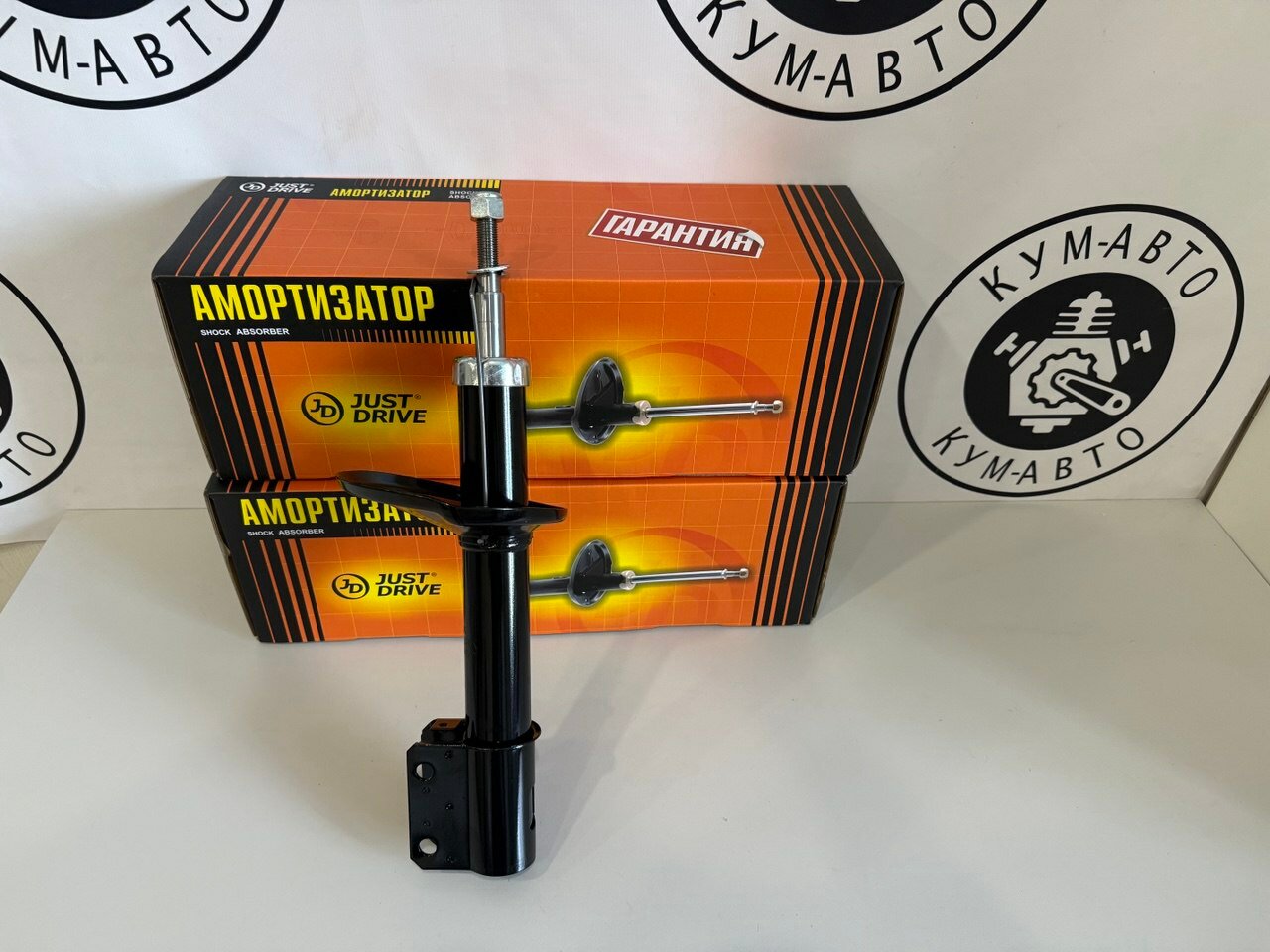 Передний амортизатор Рено Логан Renault Logan 2004-2014