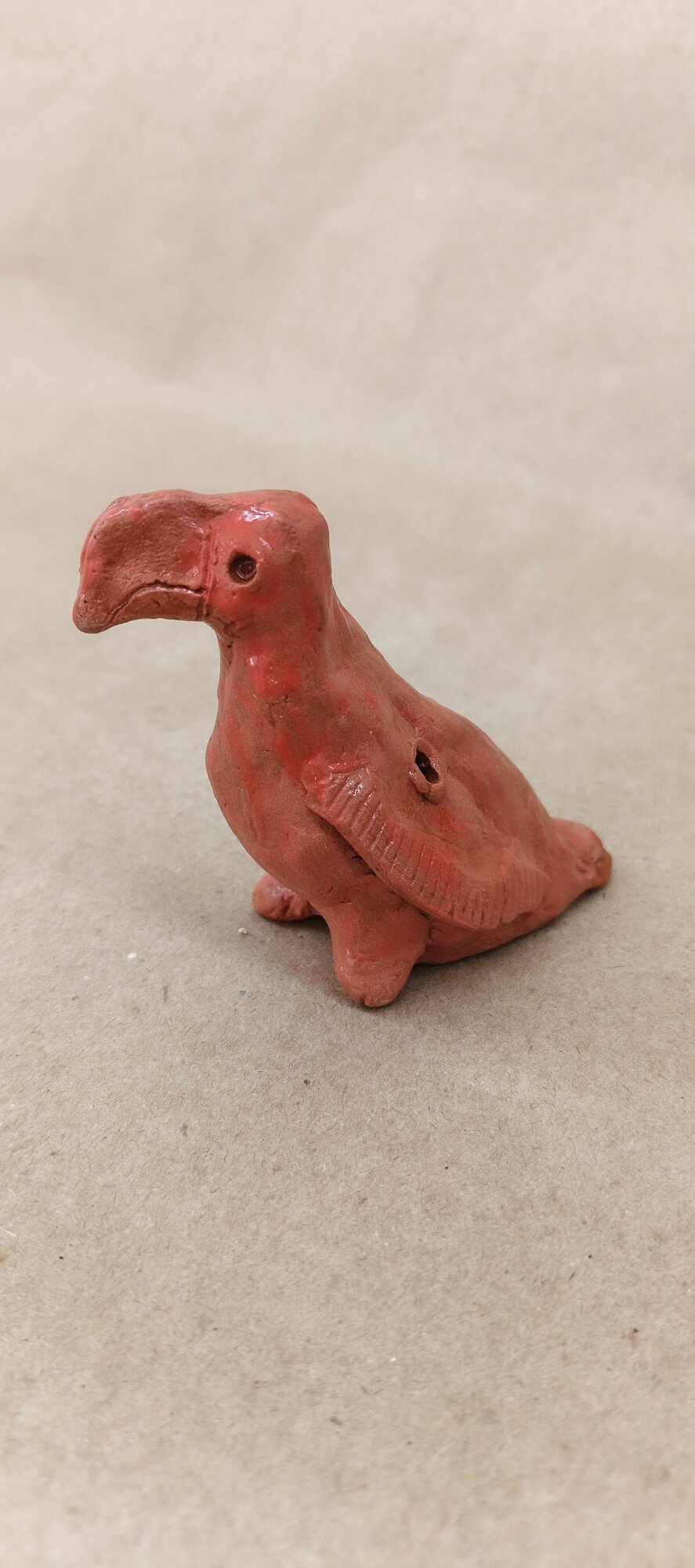 Свистулька окарина керамическая "Попугай" ручной работы. 10х9х4 см