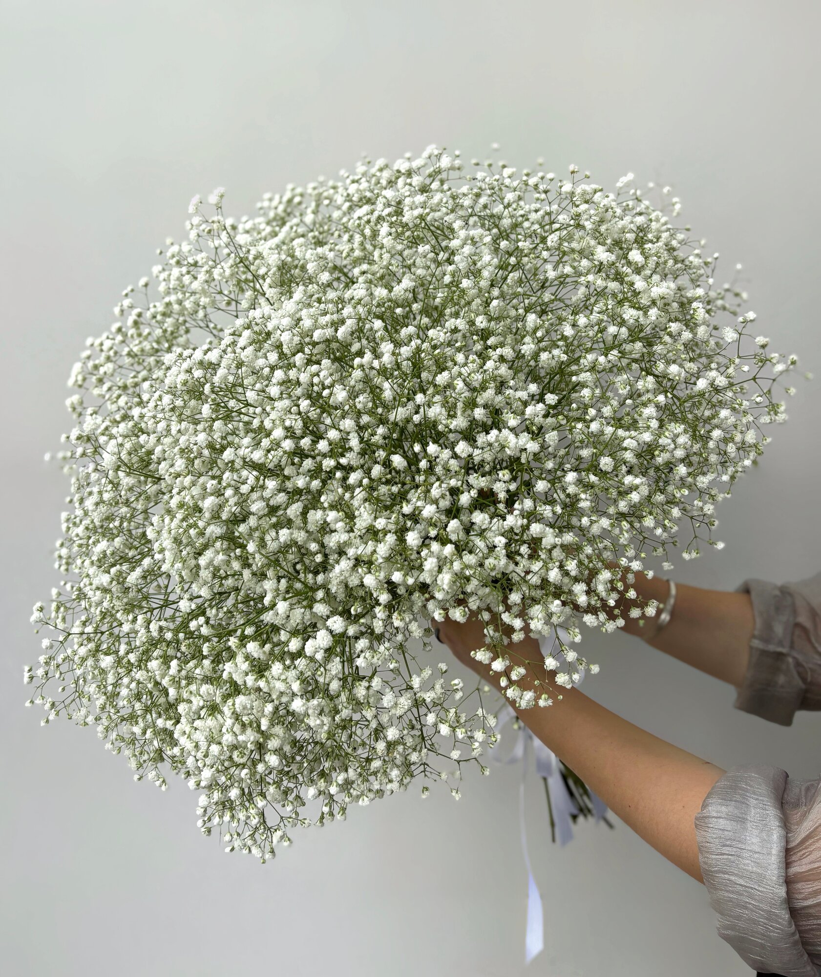 Большой букет гипсофил из 23 цветов, белые цветы для невесты
