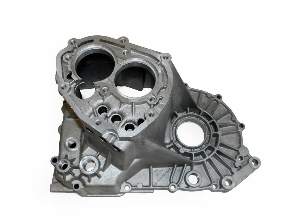 Картер коробки передач лада калина / LADA