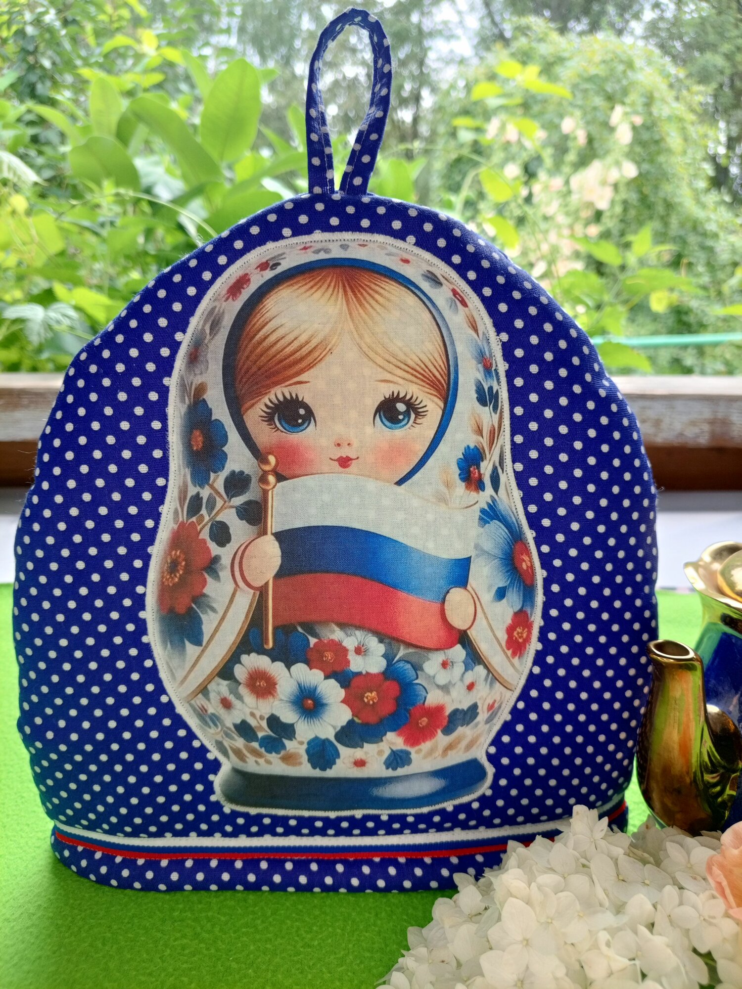 Грелка на чайник матрёшка "Россия" хлопок 27х28 см.