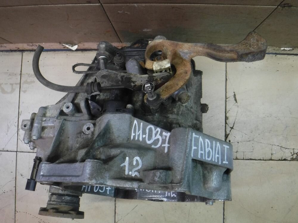 Механическая коробка передач Skoda Fabia GSB 02T300052S
