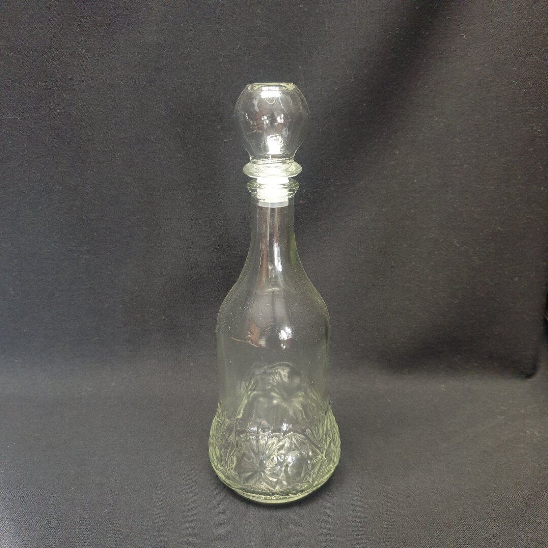 Графин, штоф, стекло, высота 26.5 см, 0.5 л, винтаж СССР