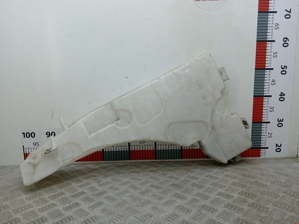 Бачок омывателя BMW X5 (E70) 61667162588 арт. 2243526