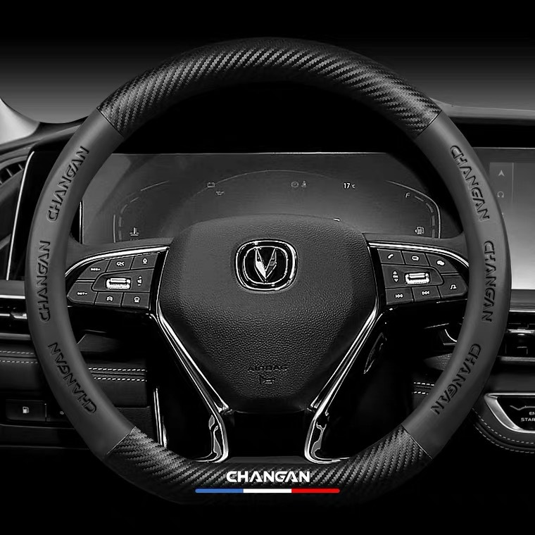 Спортивная оплетка на руль MyPads для авто Changan UNI-K, CS35PLUS, CS55, CS75FL (форма D- размер М) диаметр 37-38 см