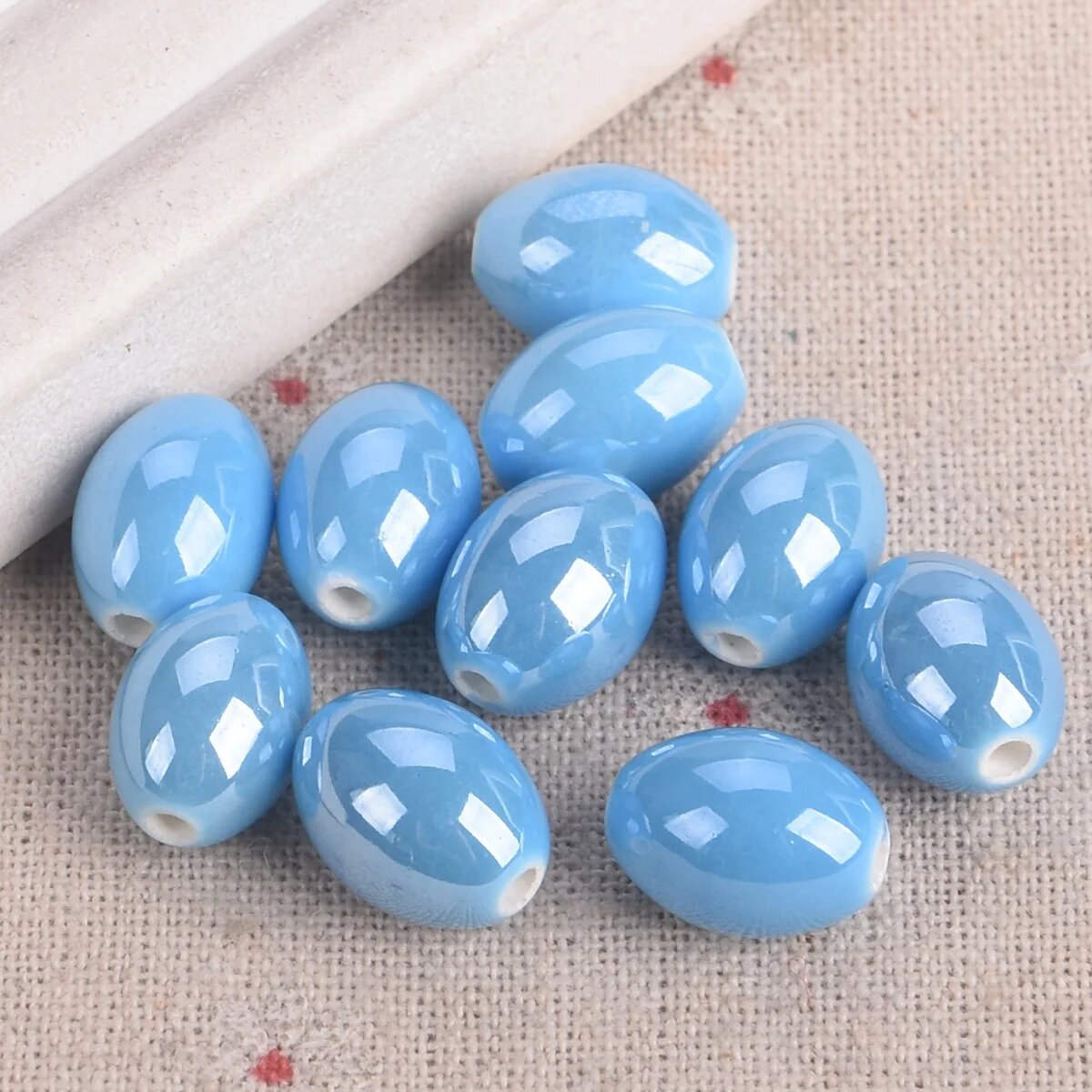 Керамические бусины 10 шт, овальные, 15x11 мм Sky Blue