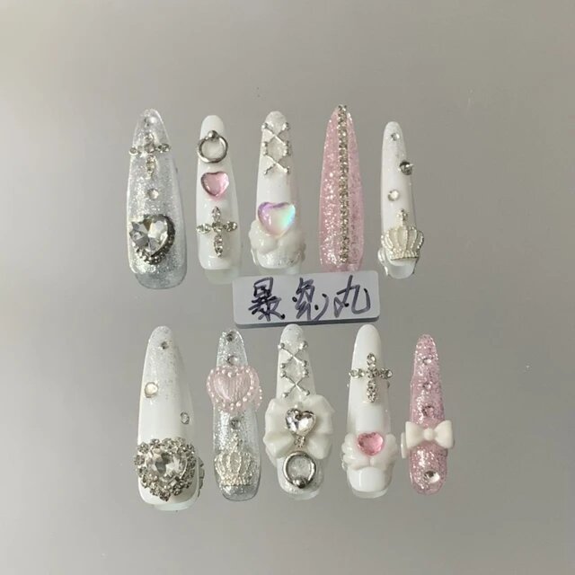 Набор из 10 горячих длинных заостренных ногтей ручной работы в форме гроба, полностью покрывающих ногти, накладные ногти Sanrio KT с металлической цепочкой и сверкающими бриллиантами в виде цветка, Размер: L-17-13-14-13-11