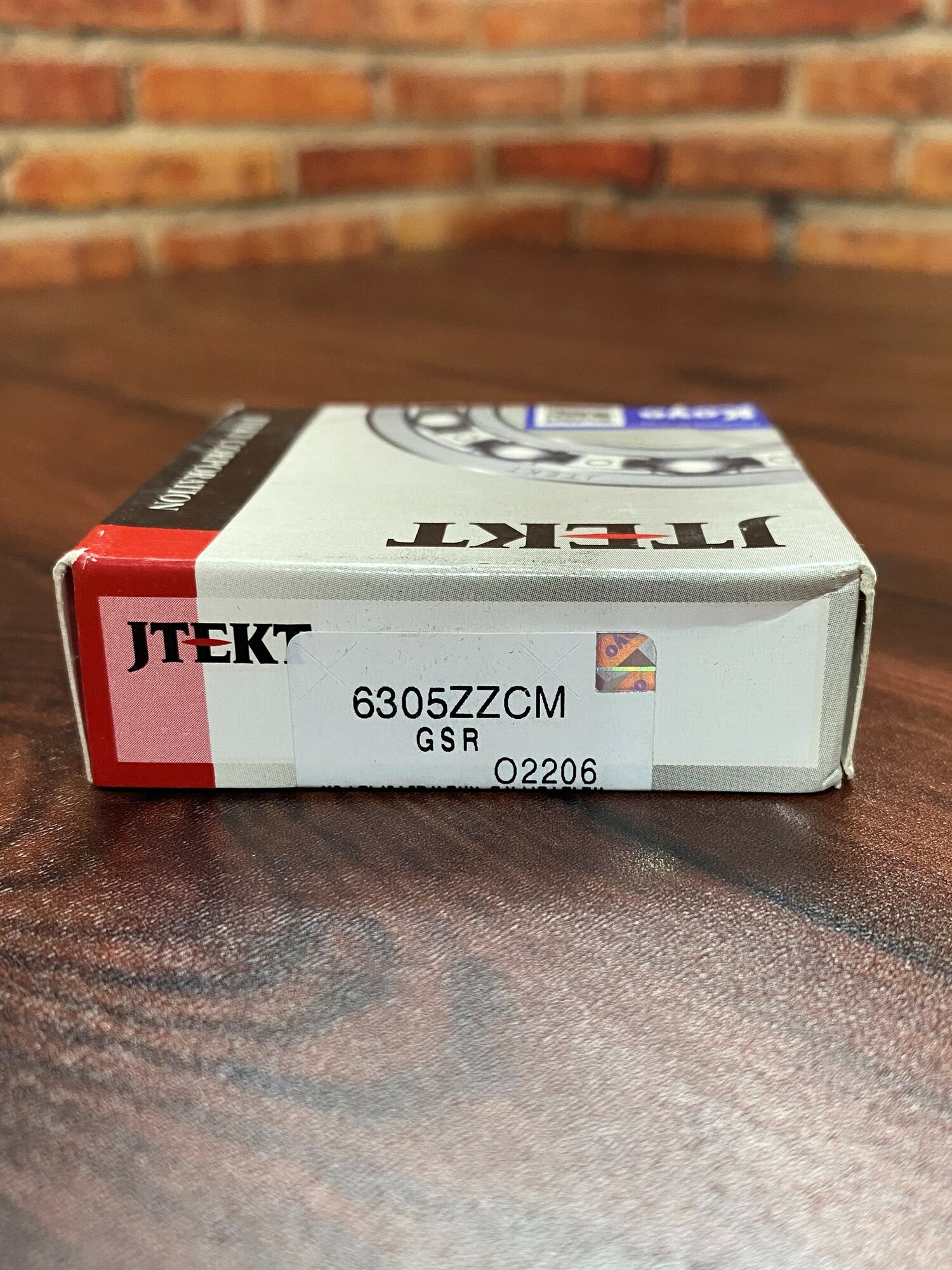 Подшипник 6305 ZZ CM (C3) KOYO радиальный шариковый однорядный закрытый