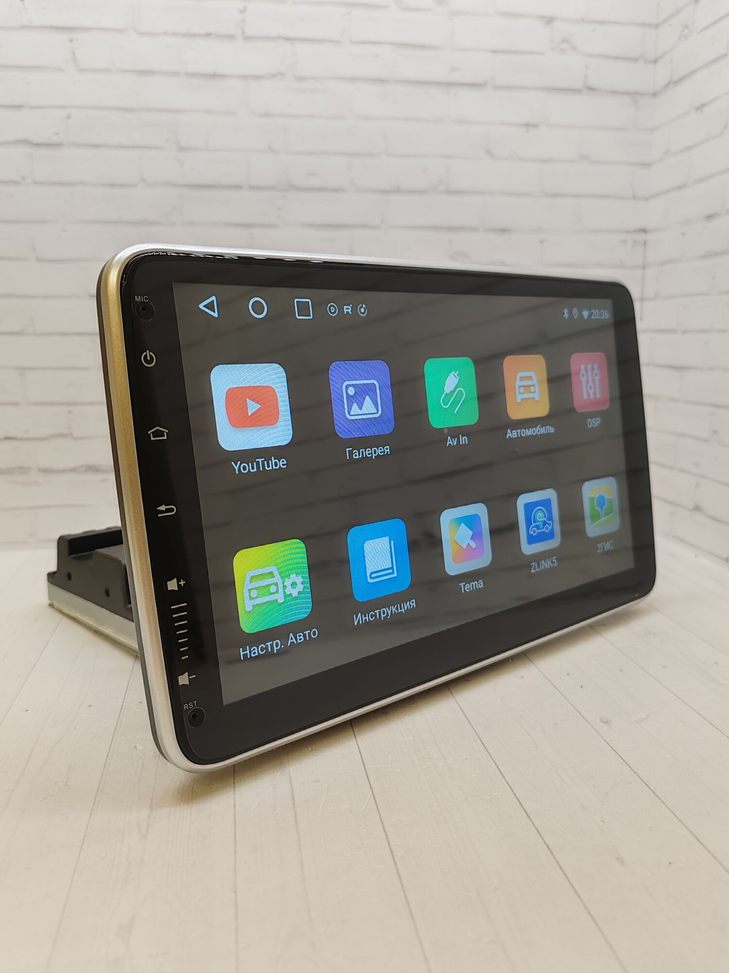 Магнитола 1 дин (1 din) 8-ядер/сим-карта/4+64гб/экран 10" поворотный, регулируется во всех плоскостях.