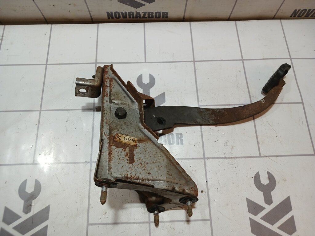 Педаль тормоза Chevrolet Lanos 2004+