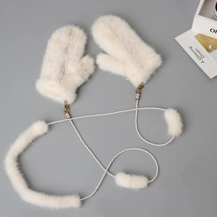 Перчатки для женщин