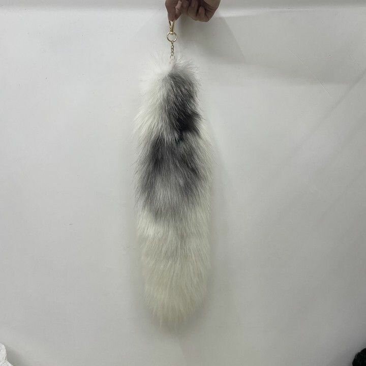 Хвост для квадробики на карабине серый белый длинный пушистый / кошка / для квд