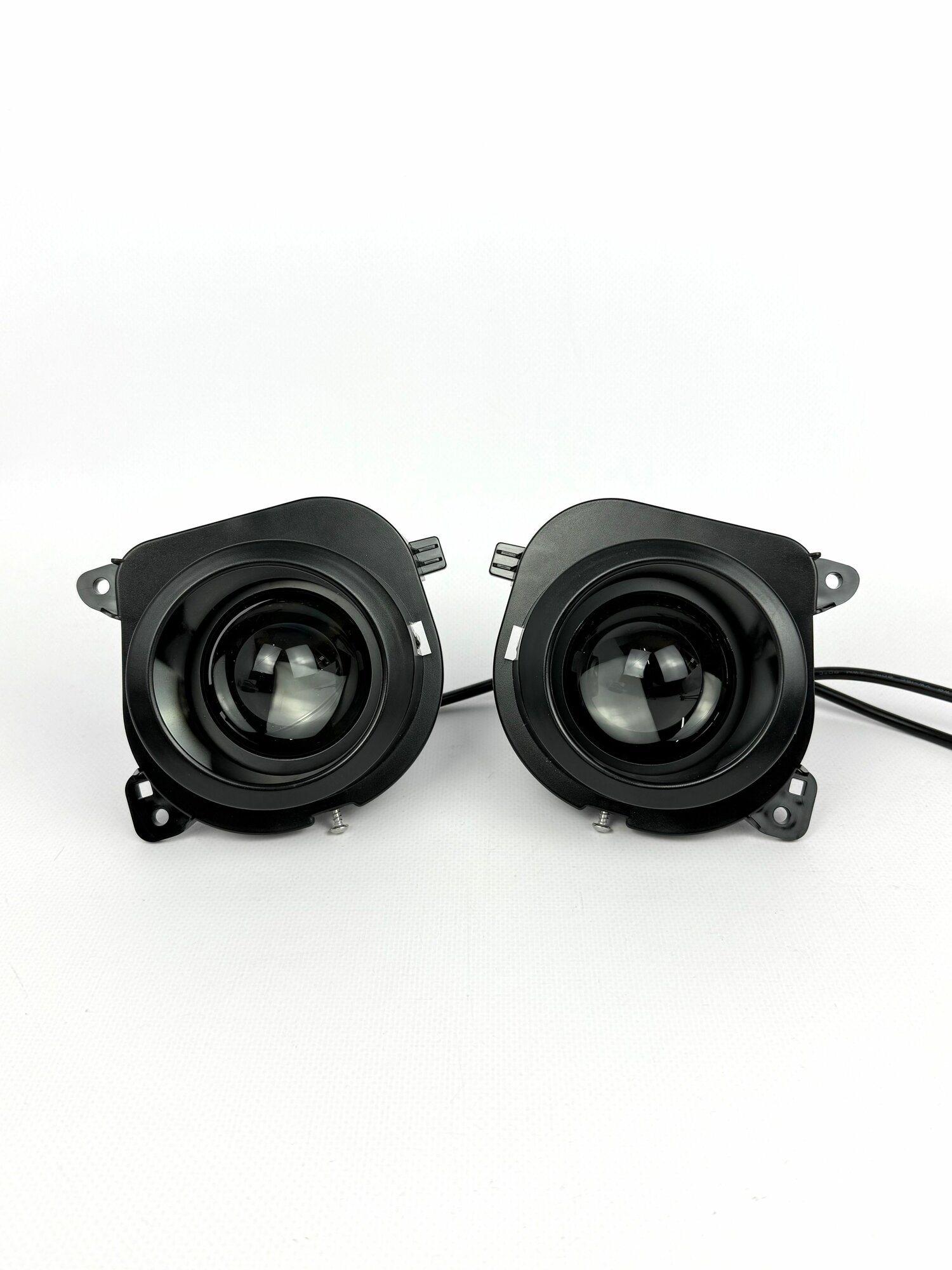 LED линзы в птф BMW F10, X5 F15, X3 F25, X4 F26
