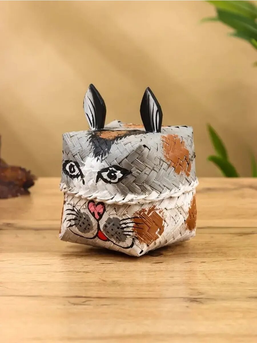 Очаровательная корзина в стиле кота из бамбука