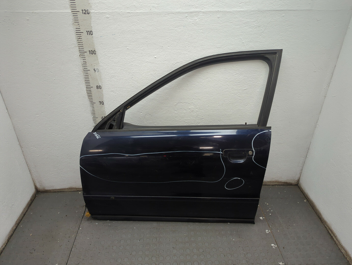 Дверь боковая (легковая) левая передняя Audi A4 (B5) Б/У