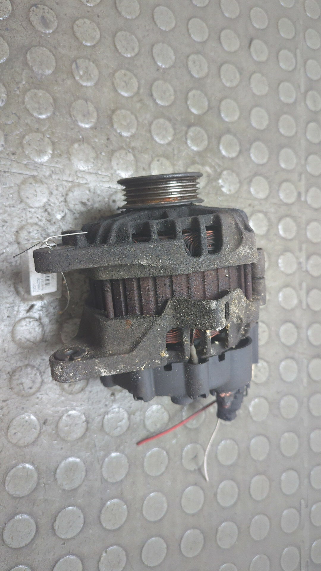 Генератор Hyundai Coupe (Tiburon) Б/У