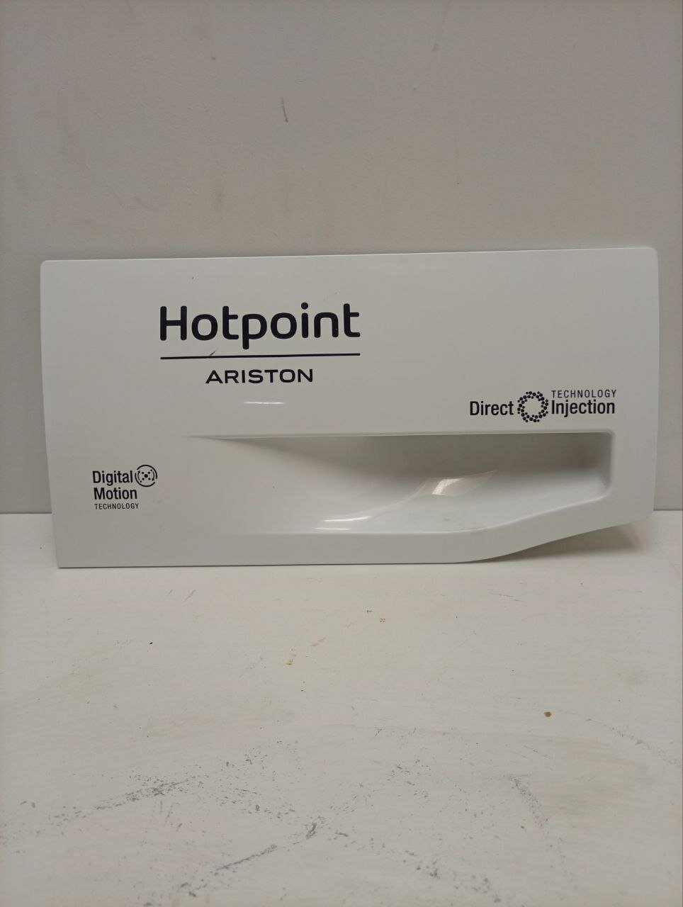 RST703DW кт18 Крышка дозатора порошка стиральной машины Ariston 250007049 б/у