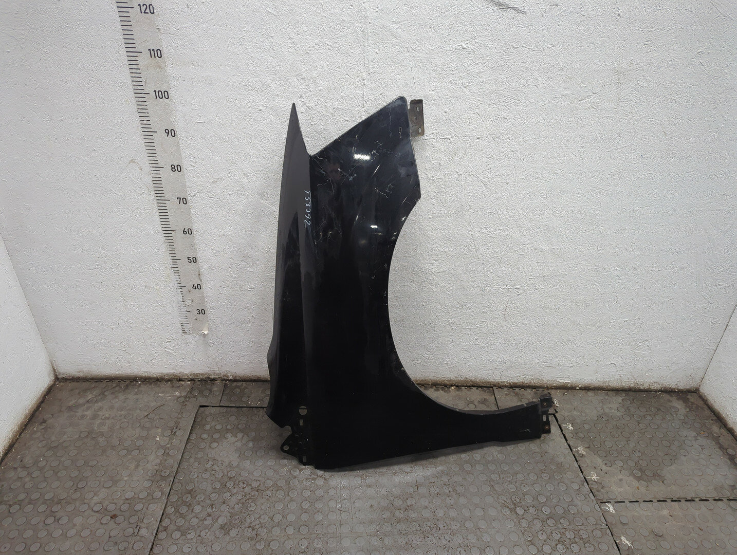 Крыло правое переднее Chrysler Voyager Б/У