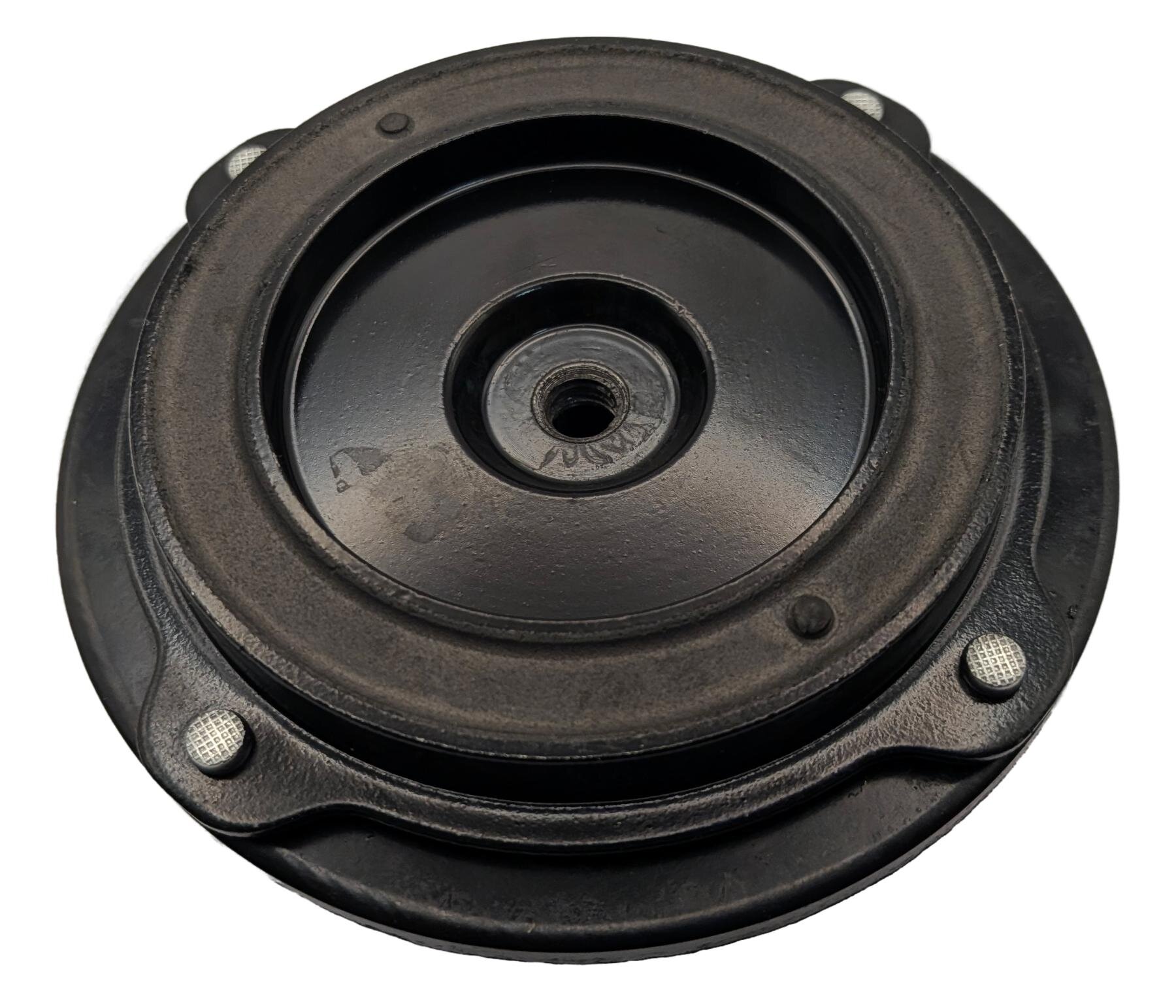 Муфта компрессора кондиционера BMW 1 E81, E87; 3 E90, E91, E92, E93; 5 520d E60, E61; X1 E84 — фото 1
