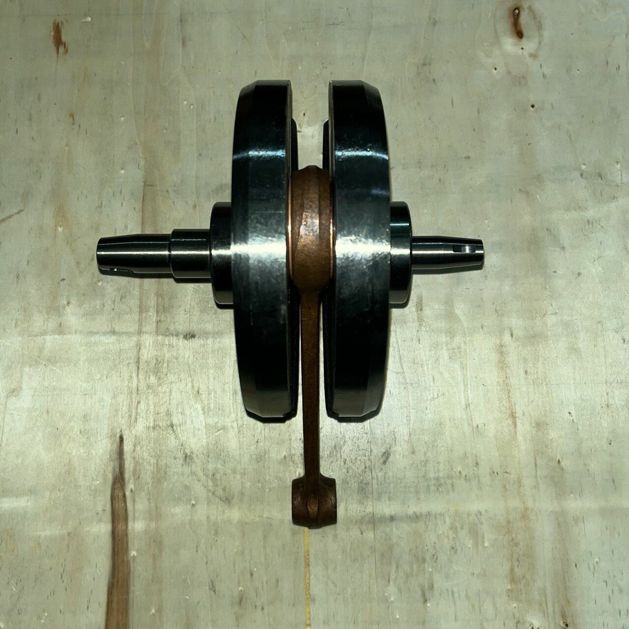 Коленвал Иж Планета в сборе с подшипниками