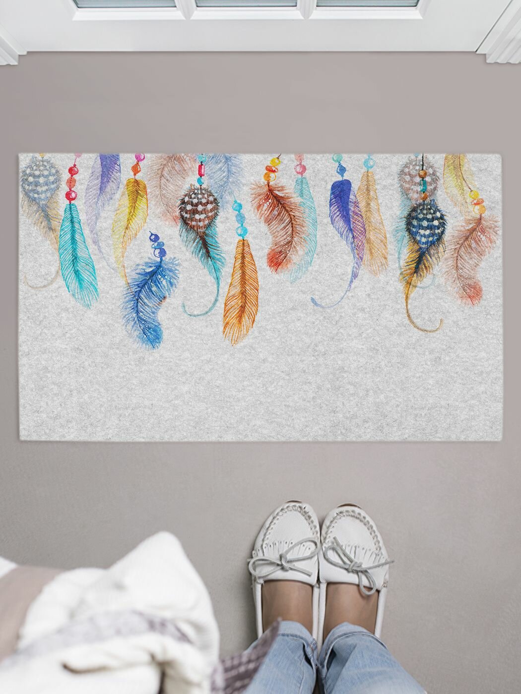 Коврик придверный в прихожую с принтом "Крючки с перьями" 45x75 см , JoyArty