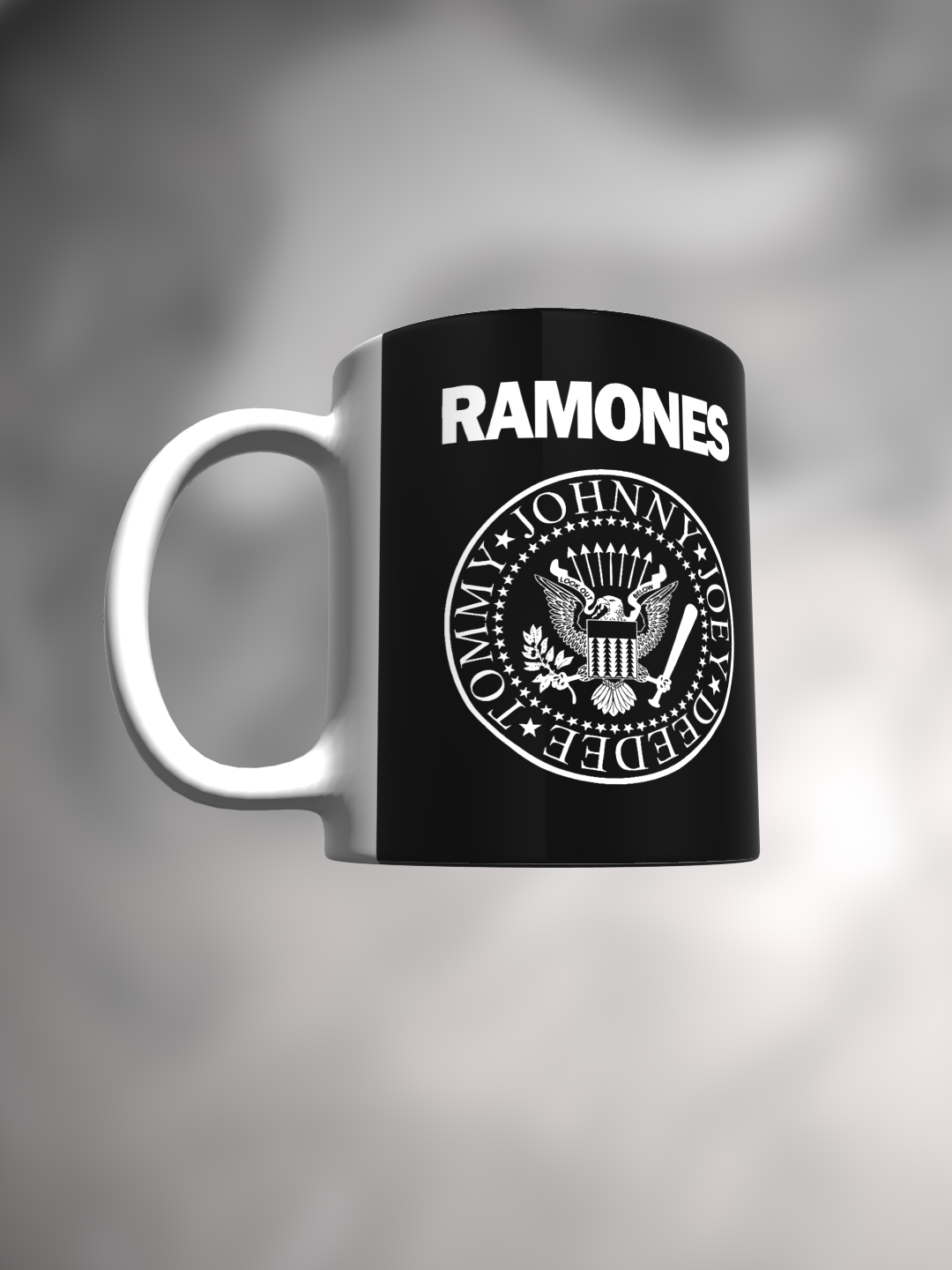 Кружка Ramones Лого 330 мл, керамическая с ярким принтом, подходит для СВЧ, горячих и холодных напитков — фото 1
