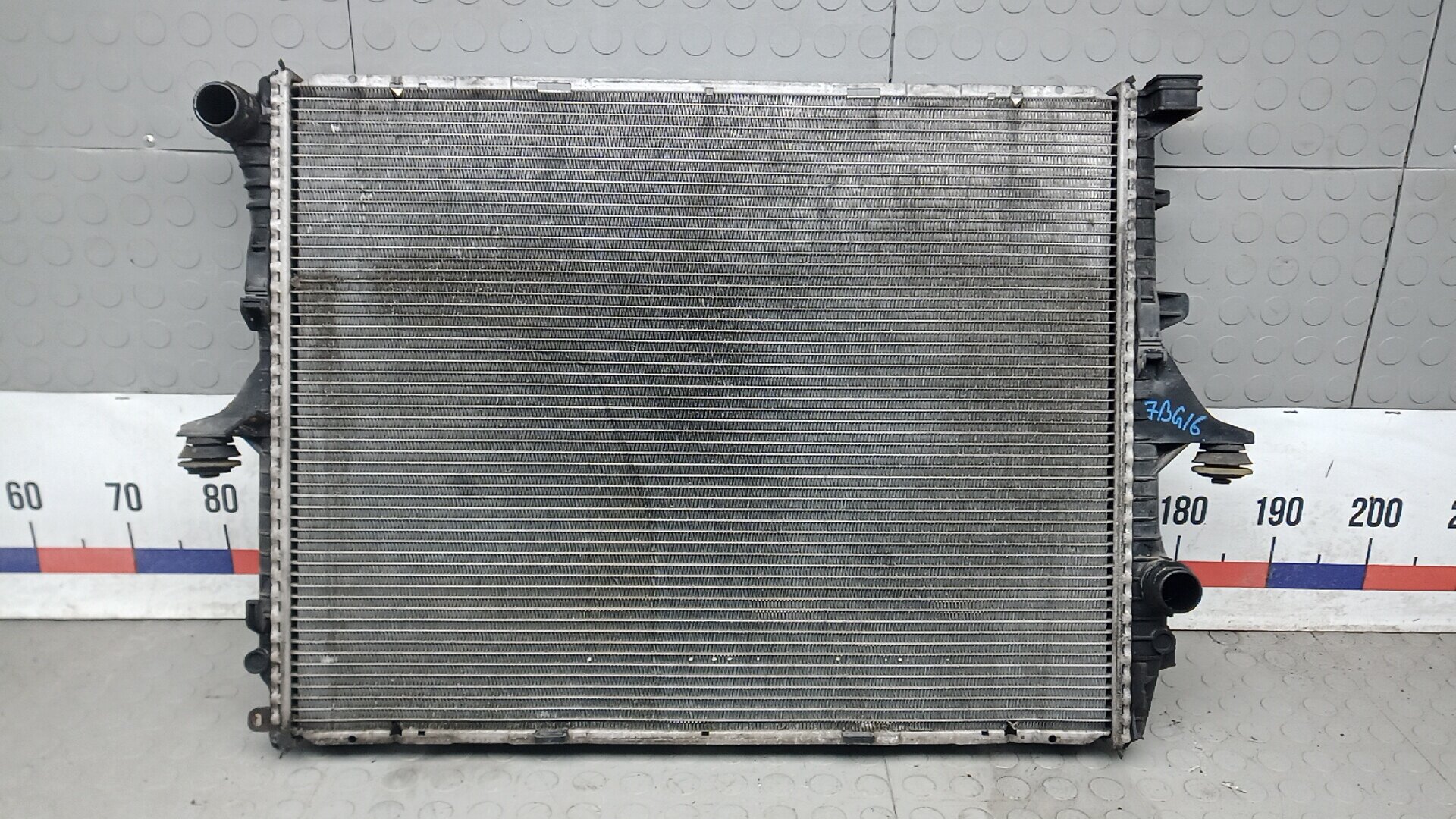 Радиатор системы охлаждения PORSCHE CAYENNE 1