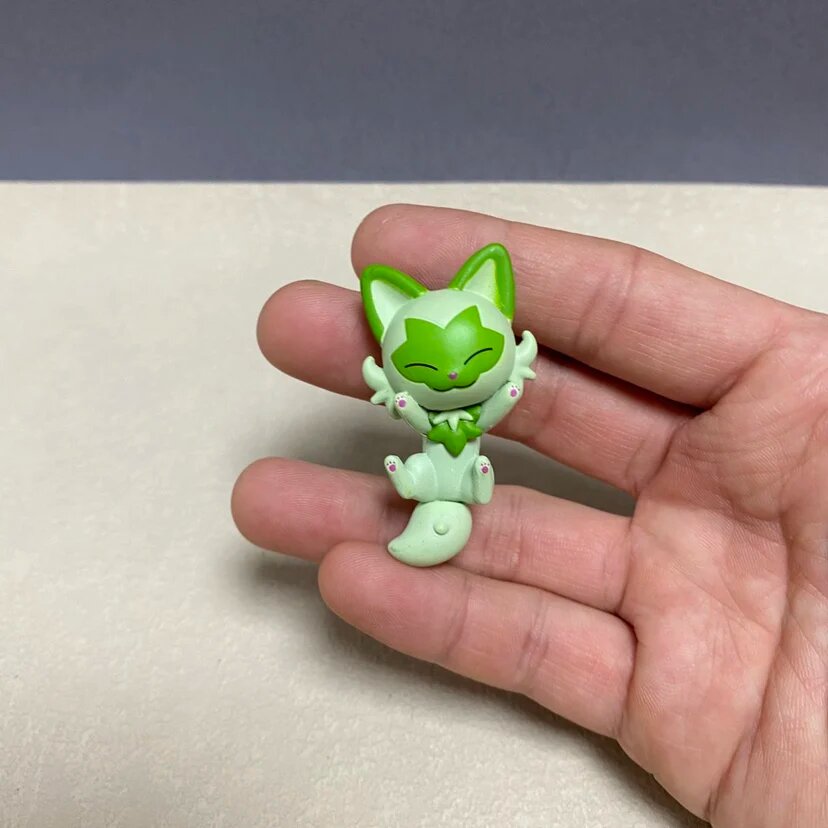 TAKARA TOMY Sprigatito фигурка 4,5 см