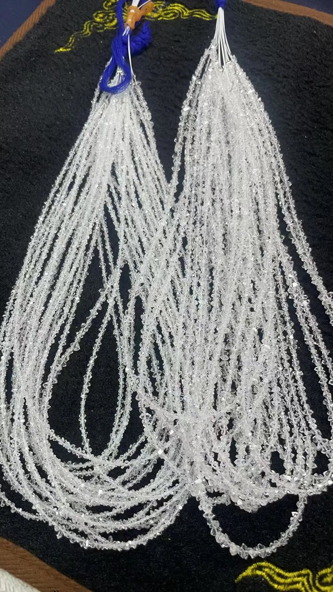 Натуральный бриллиант Херкмер 2,5-3 мм 38,5 см 3 мм