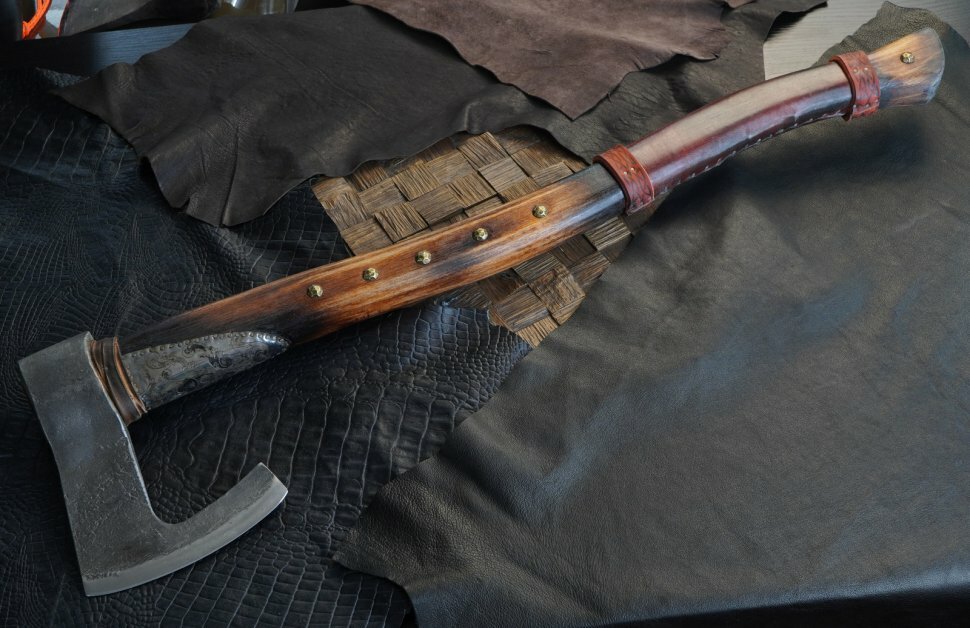 Топор валочный Norman Торбальд с медвежьей набойкой