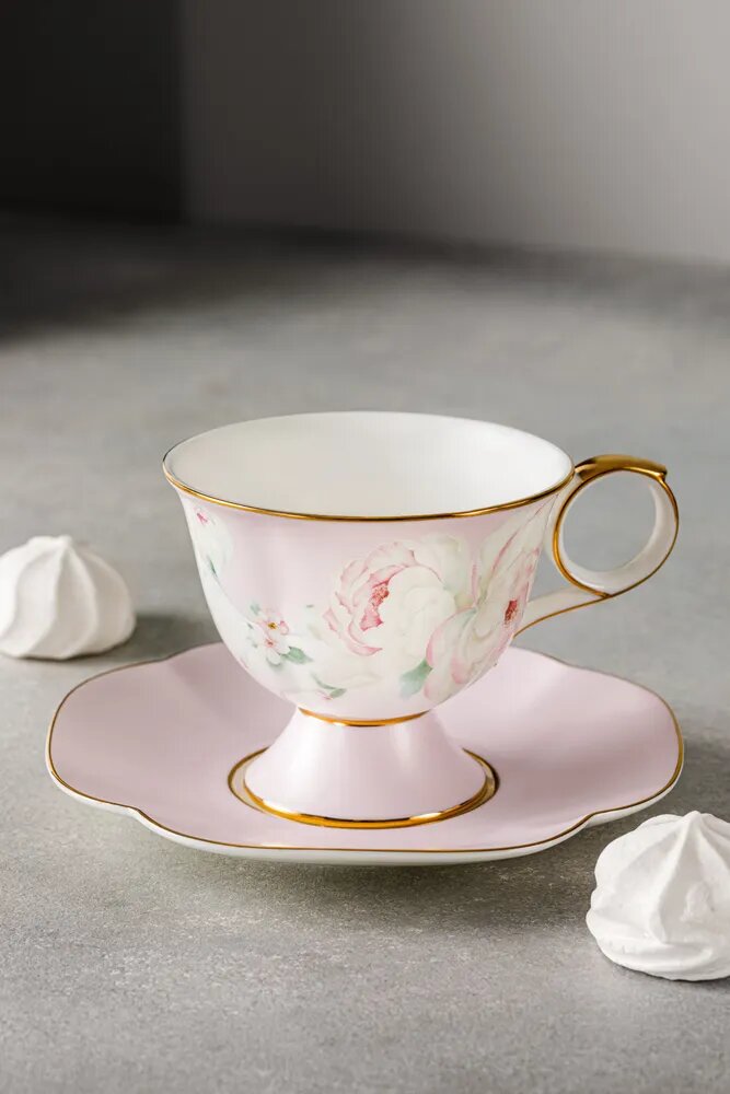 Чайная пара Decor de table Винтаж Пионы 250 мл из костяного фарфора на 1 персону, розовая, в подарочной коробке