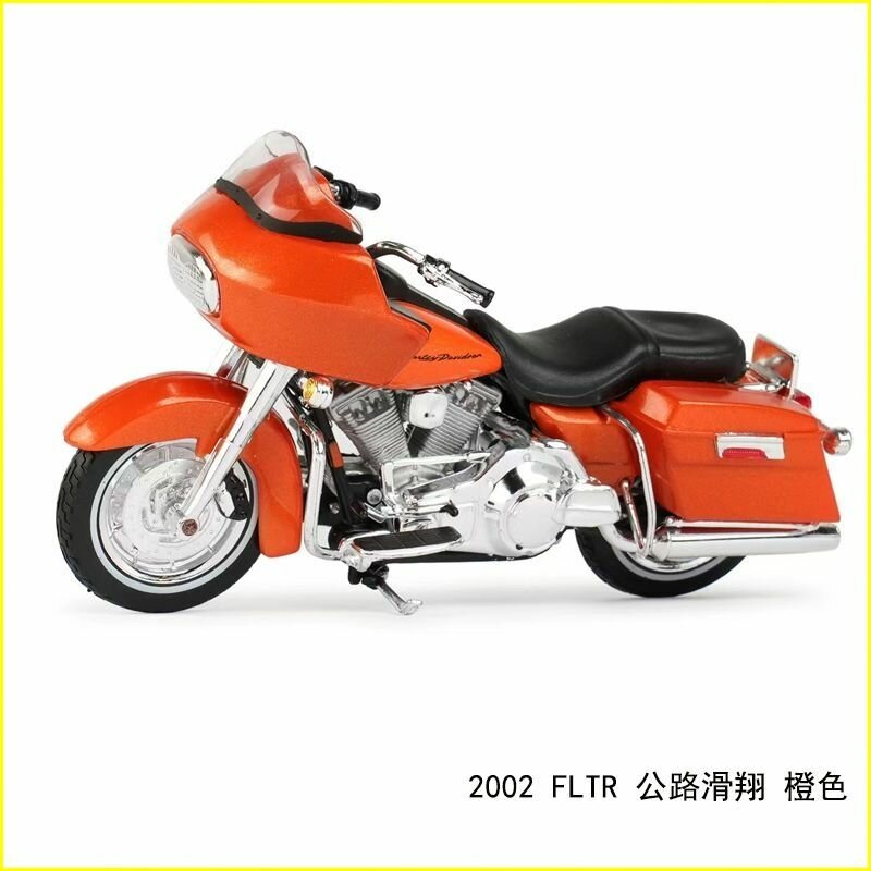 Коллекционная модель мотоцикла Maisto Harley Davidson Street Glide в масштабе 1:18, премиум игрушка для мальчика, длина 13,9 см