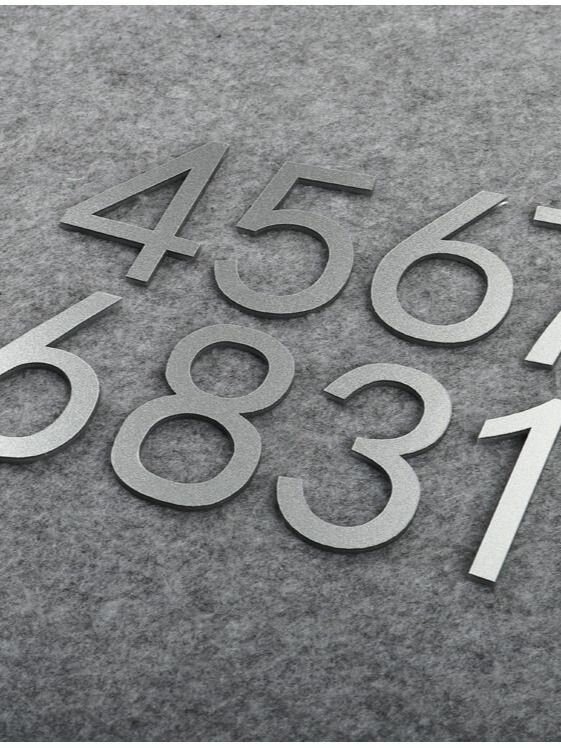 Цифра на дверь, 7 см, серебряная, акрил, толщина 3 мм, лазерная резка