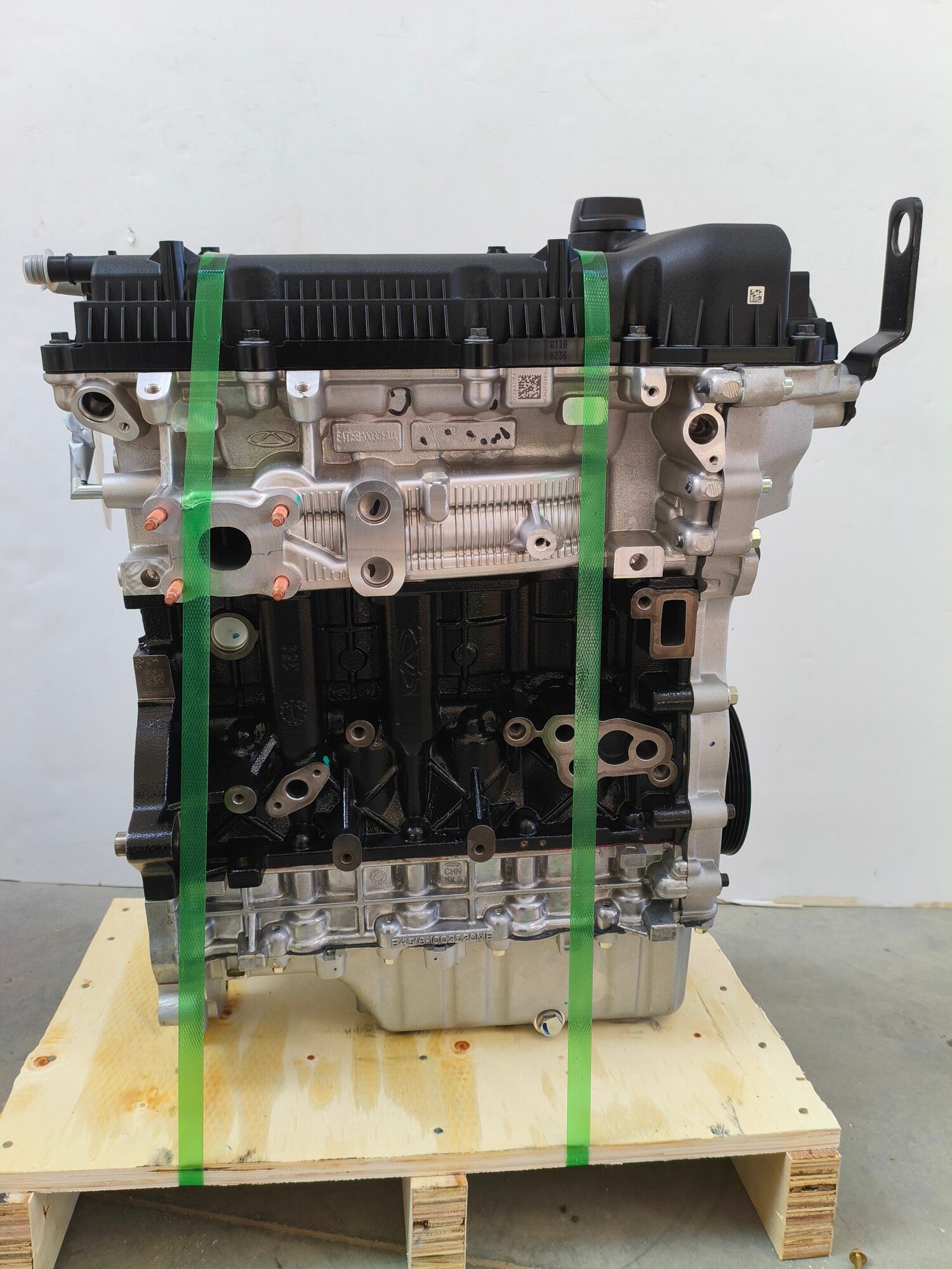 Двигатель в сборе Chery Tiggo 7 [1.5 16V 6AMT внедорожник Turbo] DM1BJ0000E93AA