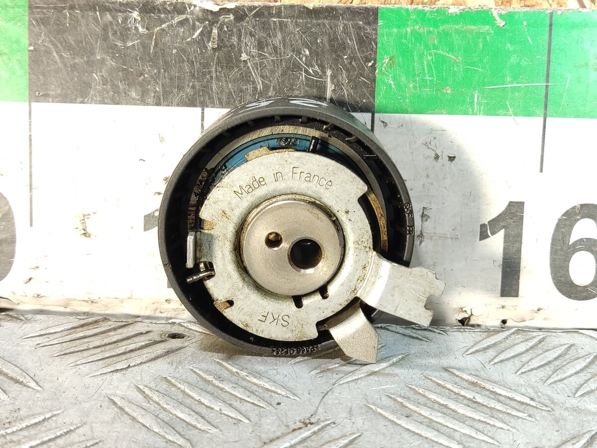 Ролик натяжитель RENAULT CLIO 2005 2012 130C17529R