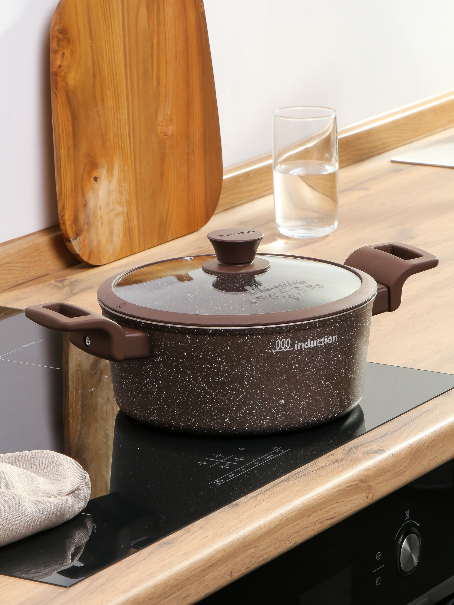 Кастрюля Мечта Венеция 3л алюминиевая с антипригарным каменным покрытием для индукционных плит, коричневая, крышка 23см.