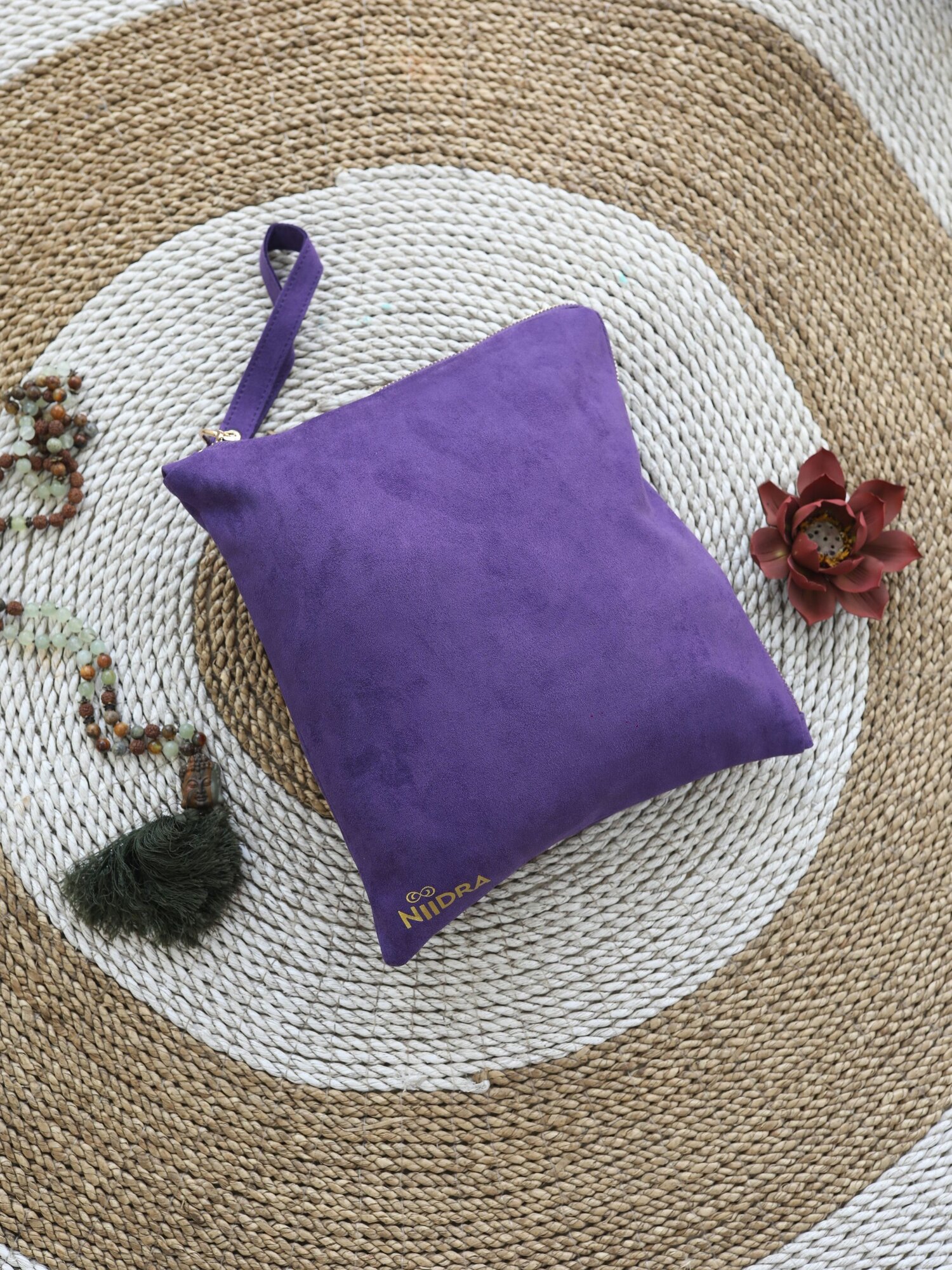 Чехол-папка для йога коврика NiiDRA, цвет черный, материал - микрофибра, размер 27*31 см