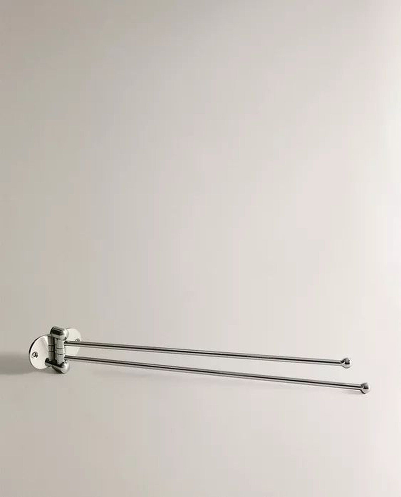 Вешалка для полотенец ZARA HOME 8533/517/808, нержавеющая сталь, серебристая, 5,5x2x40 см