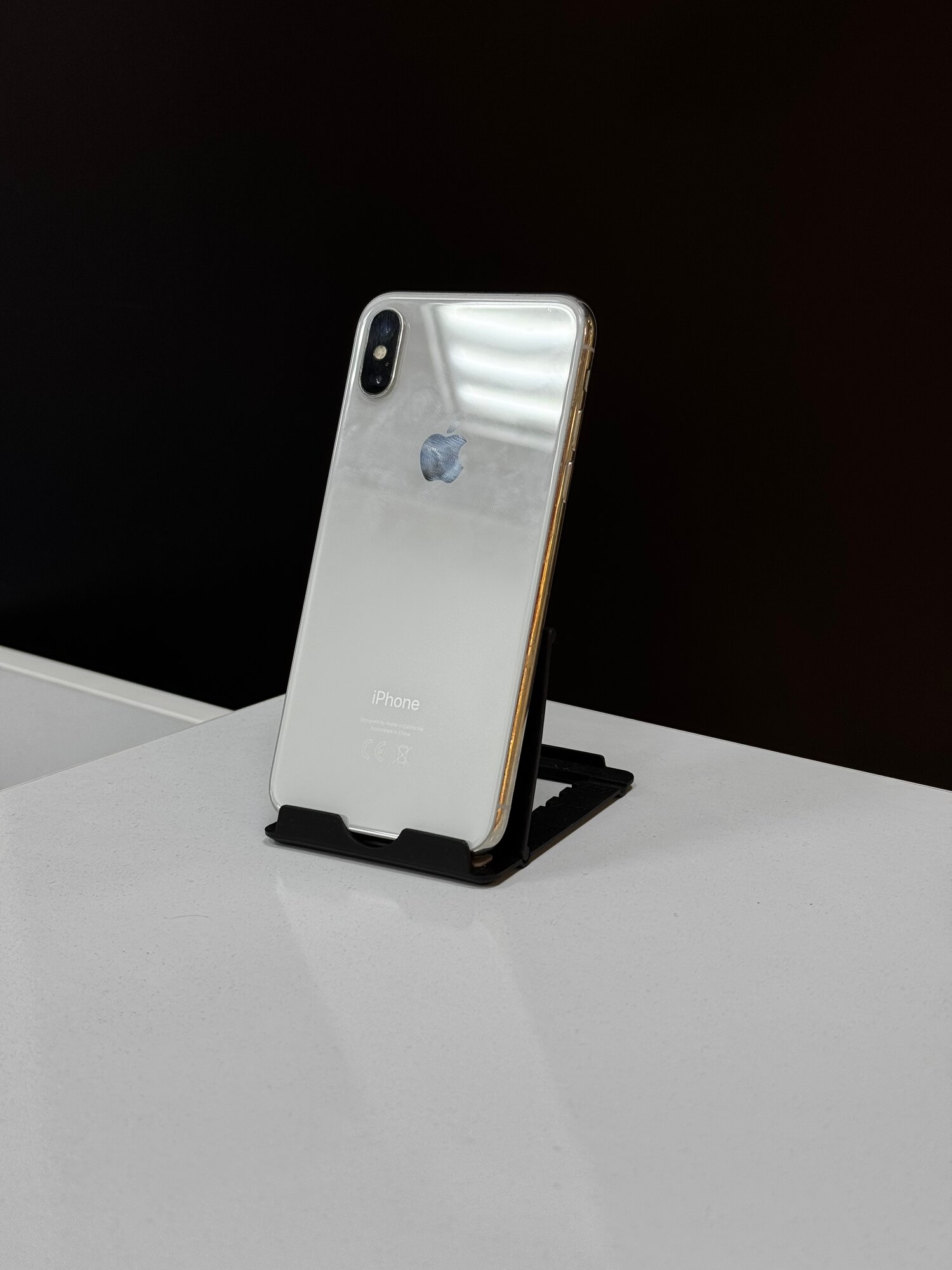 Смартфон Apple iPhone X 256 ГБ, NFC, экран 5.8, белый, nano SIM