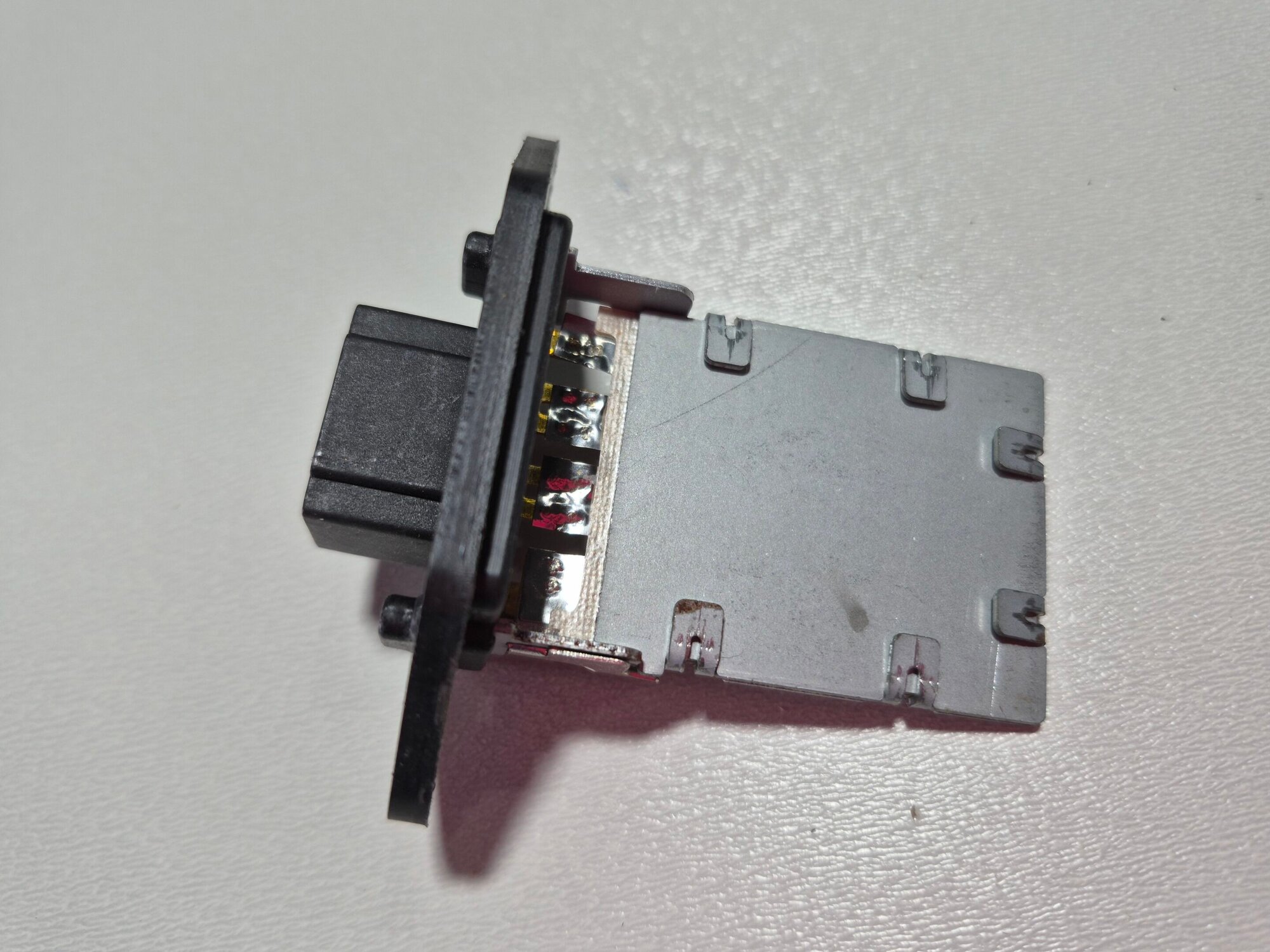 Резистор отопителя Tagaz C10 [1.3 16V 5MT седан] S8103L2200040004